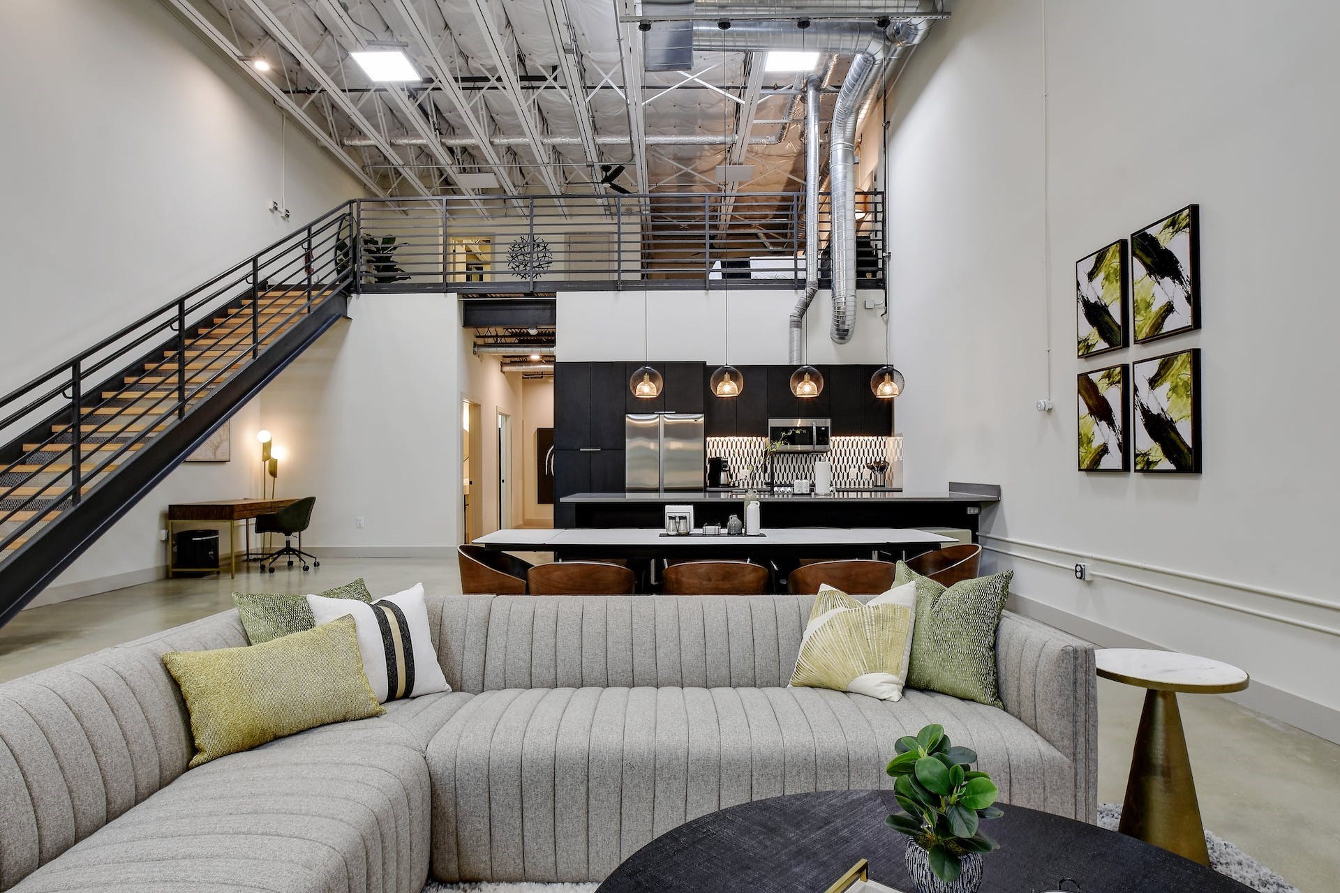 Locations Hub - The Ivy: Modern, Industrial Loft